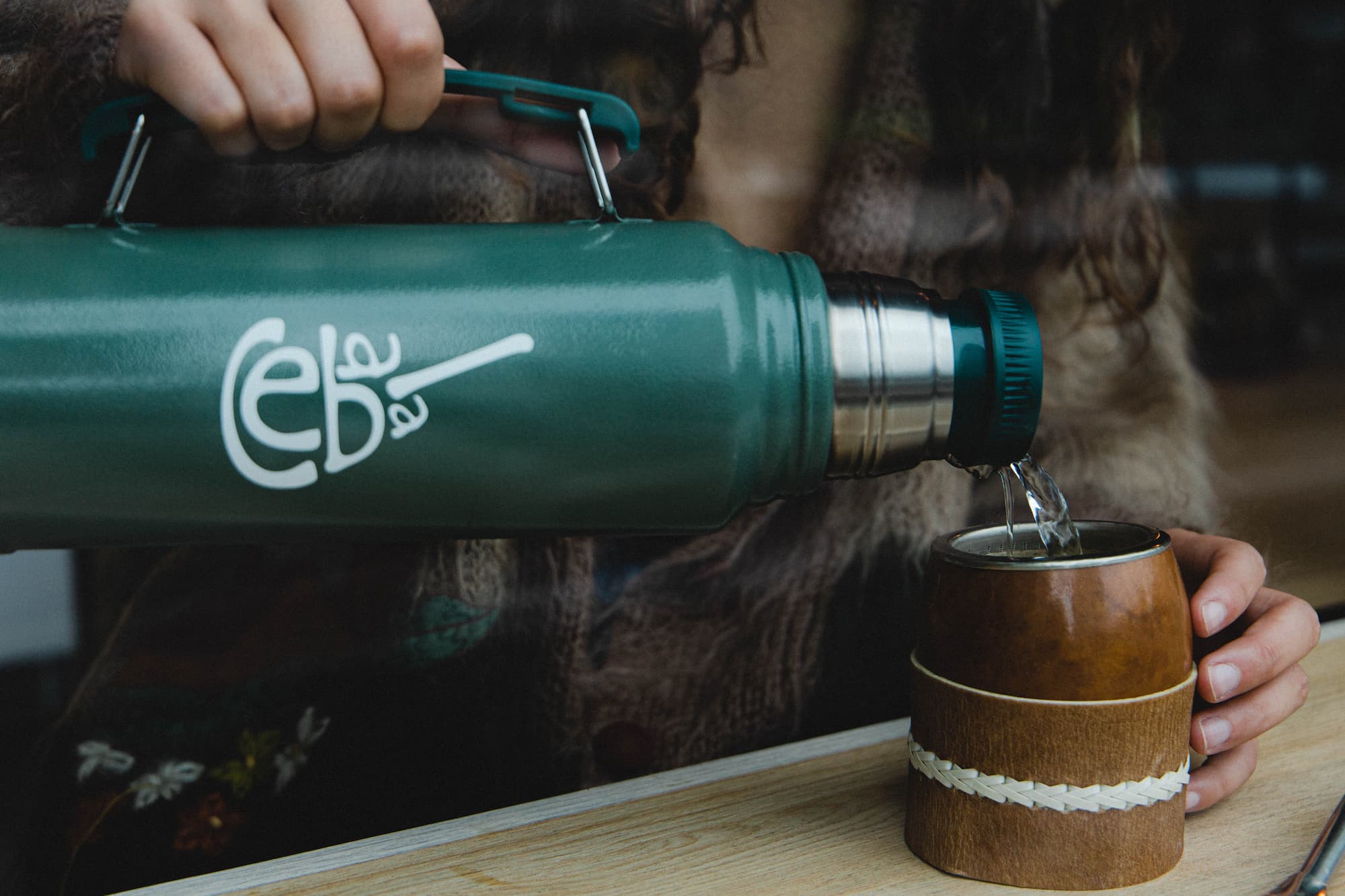 Encuentra la ubicación de fabricación de los termos originales de ...